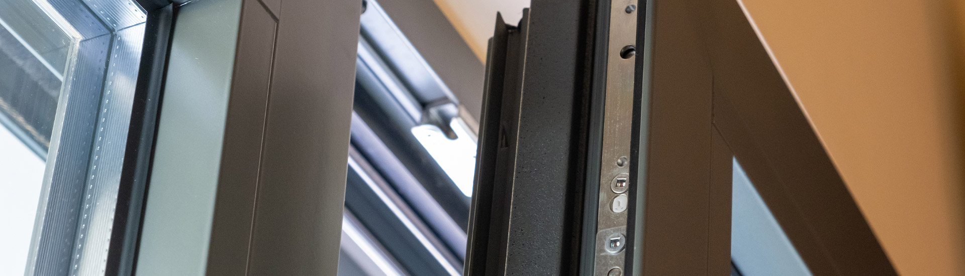 Aluminiumfenster kaufen Kiel - Montagebetrieb Haß